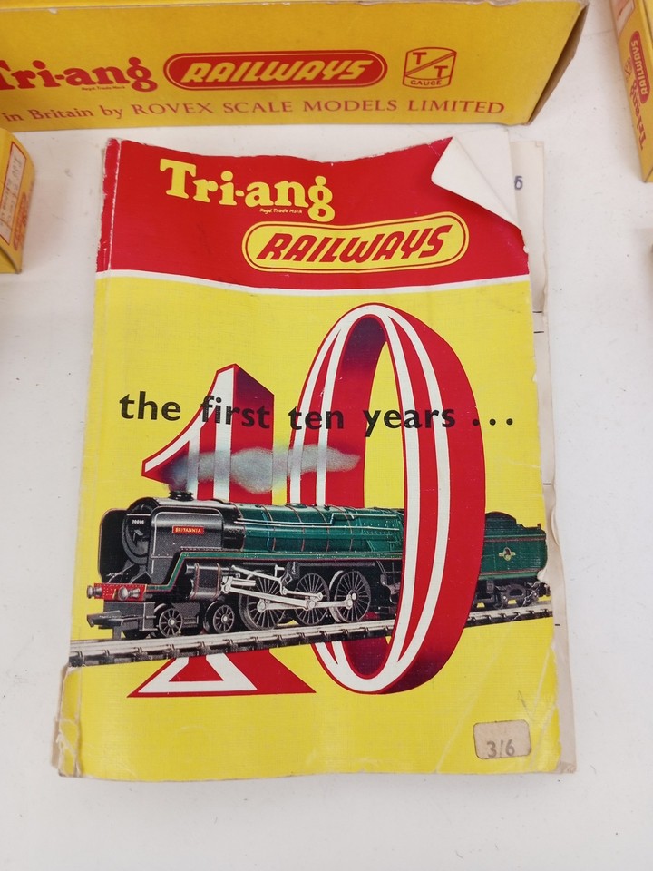 Vintage Tri-ang TT Gauge Model Railway Carriages Wagons Track & Scenery ...