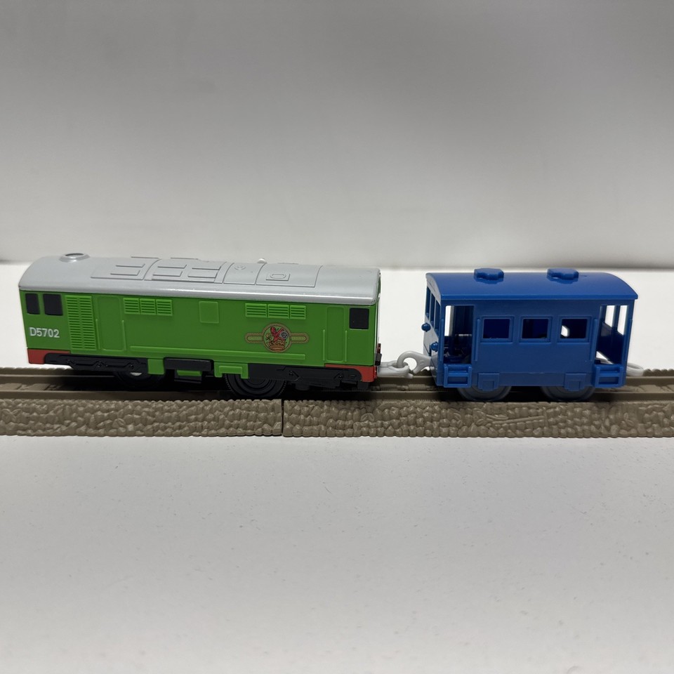 Trackmaster Thomas & Friends Motorized Boco Train Engine 2009 Brake Car ...