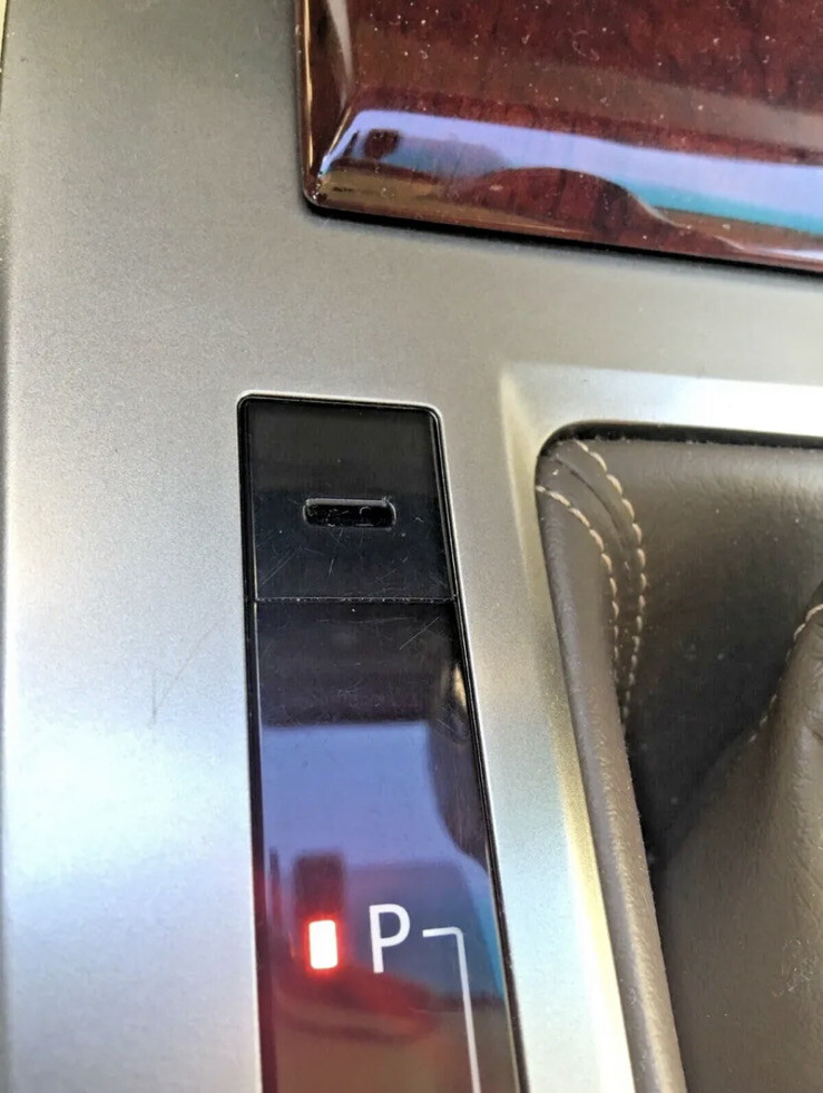 *NEW LEXUS GX460 OEM GEAR SHIFTER CAP COVER TRIM BLACK SHIFT LOCK 2010 ...