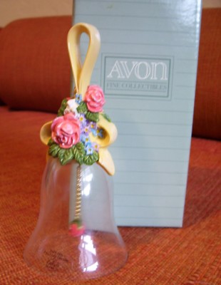AVON Floral Bouquet Crystal Bell 24% Full lead Crystal Flower Clapper ...