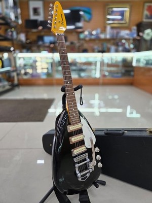 Phantom Teardrop 6 String Electric Guitar Black w/ Tremolo & Hard Case ...