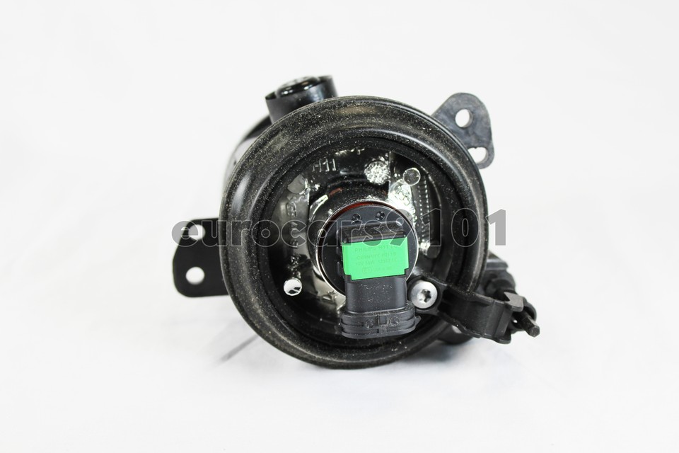 Mercedes E250 E200 Magneti Marelli Right Fog Light Assembly LAB931 ...