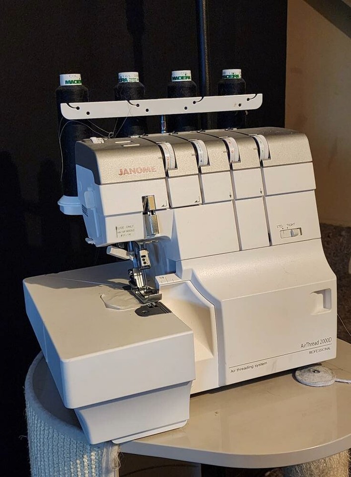 Janome AirThread 2000D Professional Serger Overlock - NEW out of box THREAD INC | eBay
