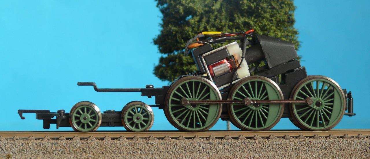 HORNBY LNER B12 MOTORISED CHASSIS B12/3 from LOCO R2156 no. 8544 SPARES ...