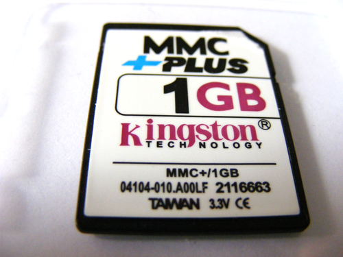 1GB Multimedia Card Plus ( 1 GB MMC Plus Karte ) KINGSTON gebraucht ...