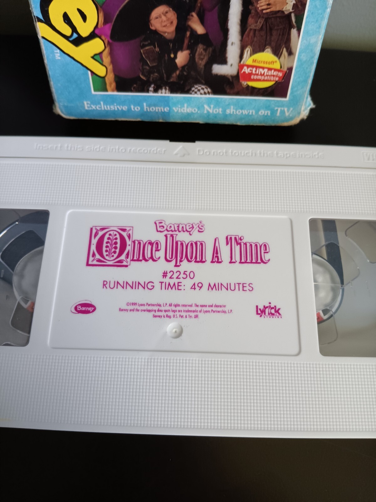 Barney Lot Of 2 VHS - Live In New York City And Barney Once Upon A Time ...