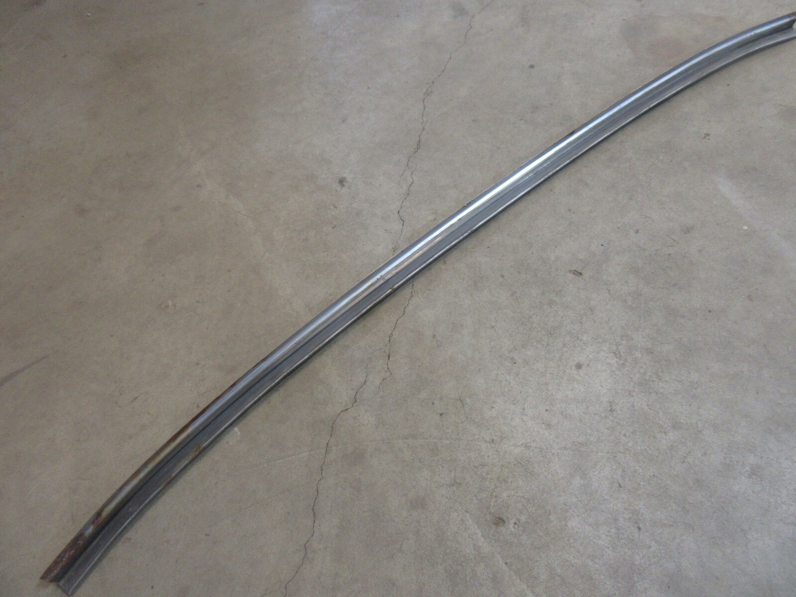 1951 1952 Pontiac Eight sedan exterior rear window lower trim molding ...