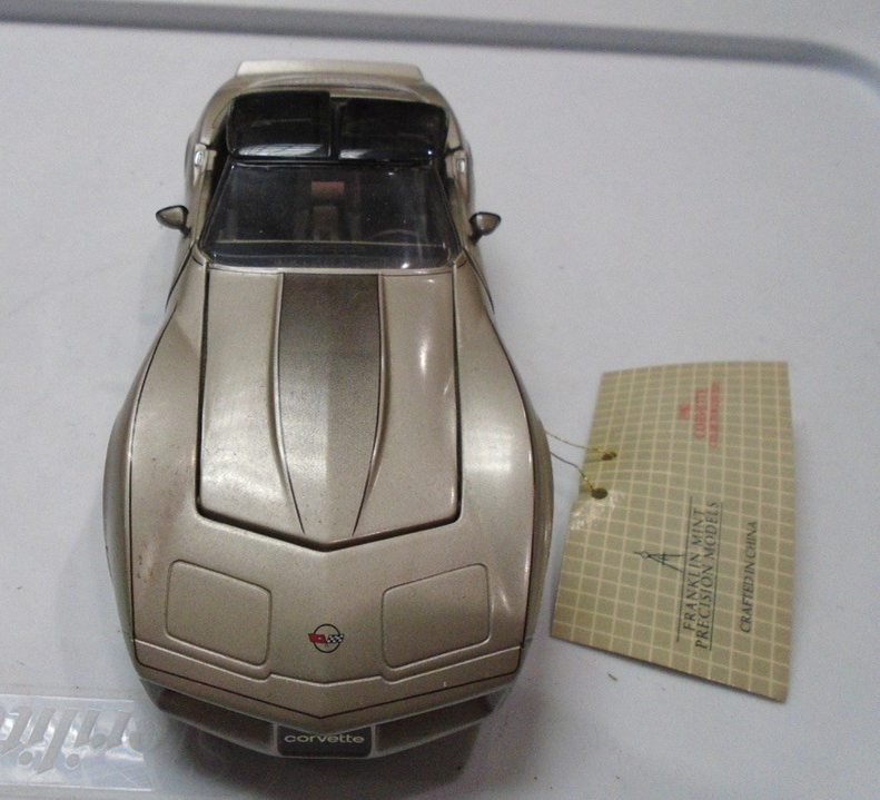 Franklin Mint Precision Die Cast 1982 Corvette Stingray with Removable ...
