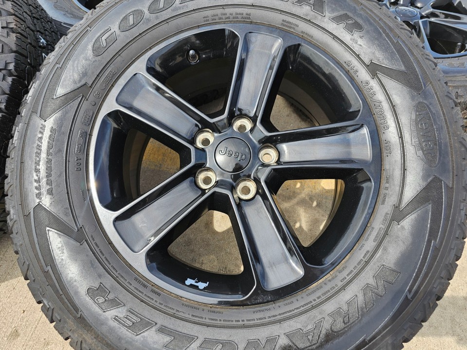 18" Jeep Wrangler Altitude Black OEM wheels rims 9255 9221 tires ...