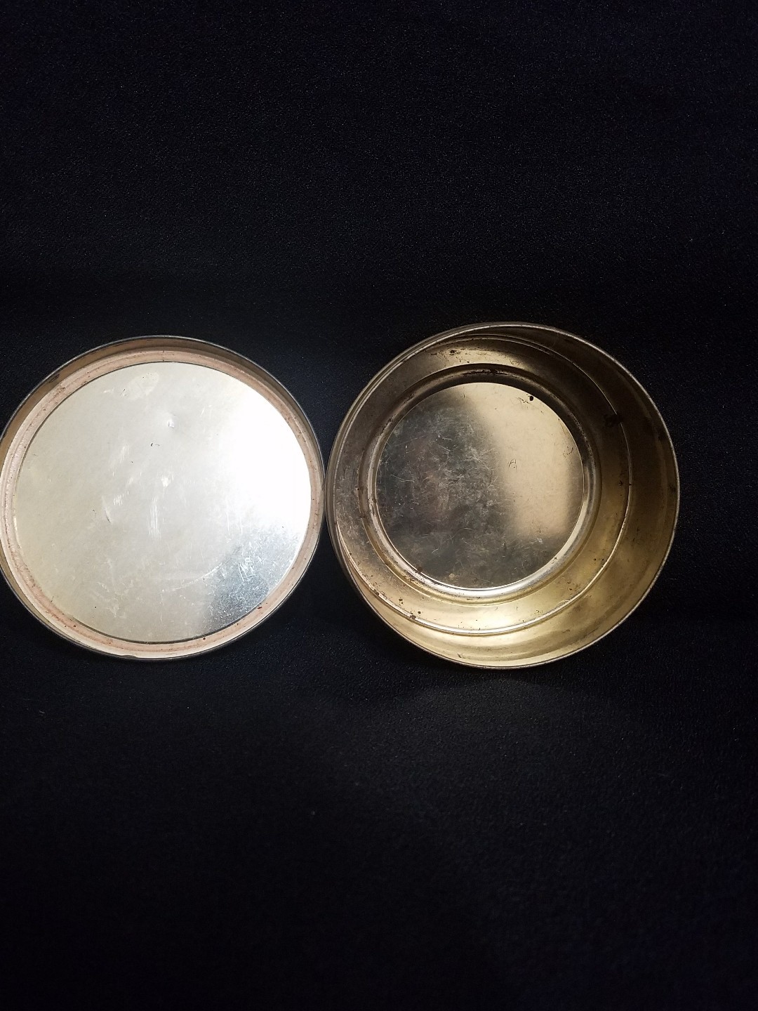 vintage Three Nuns tobacco tin, great graphics & colors, "none nicer ...