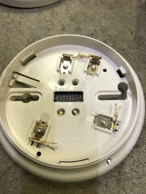 SIMPLEX 4098-9792 FIRE ALARM SMOKE DETECTOR ADDRESSABLE BASE | eBay