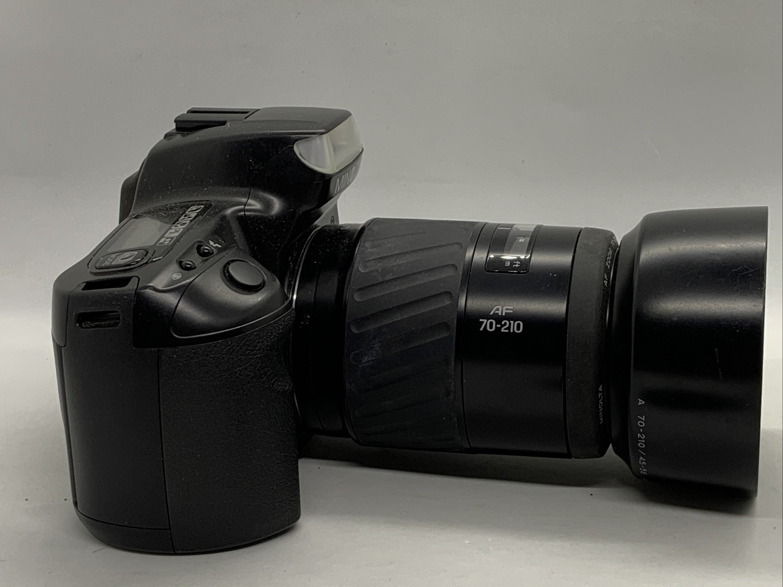 Minolta Maxxum 300si 35mm SLR Film Camera with AF35-70 lens and AF Zoom ...