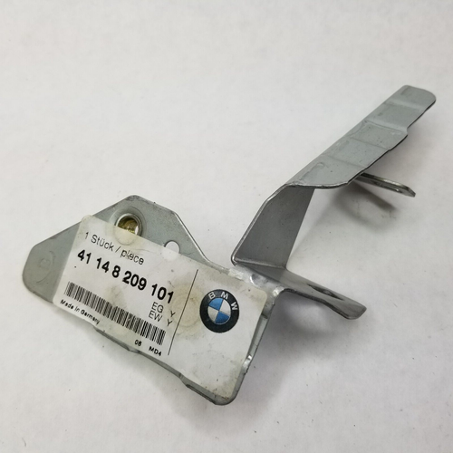 BMW OEM 2001-2006 325Ci Fender Bracket Left LEFT 41148209101 NEW | eBay