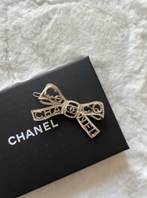 BRAND NEW SO PRETTY! Chanel Crystal Hair Clip Barrette Gold Costume ...