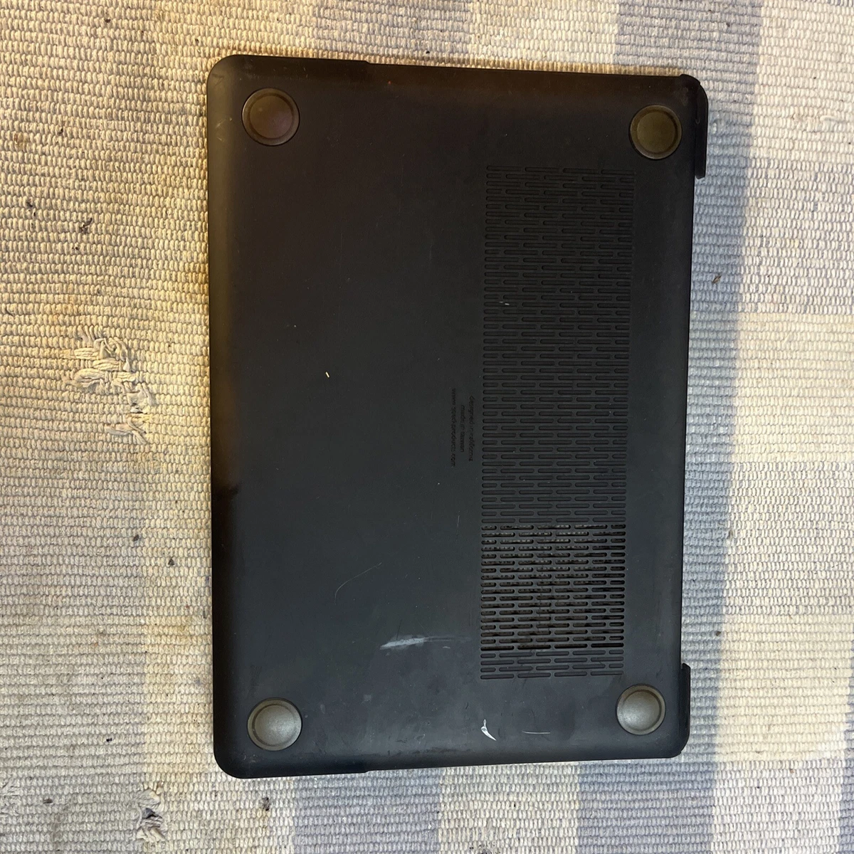 Apple Laptop Back Black