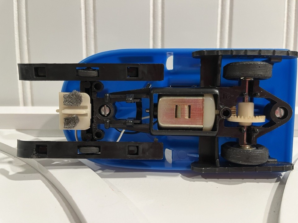 VINTAGE ELDON SNOWMOBILE 1/32 Slot Car | eBay