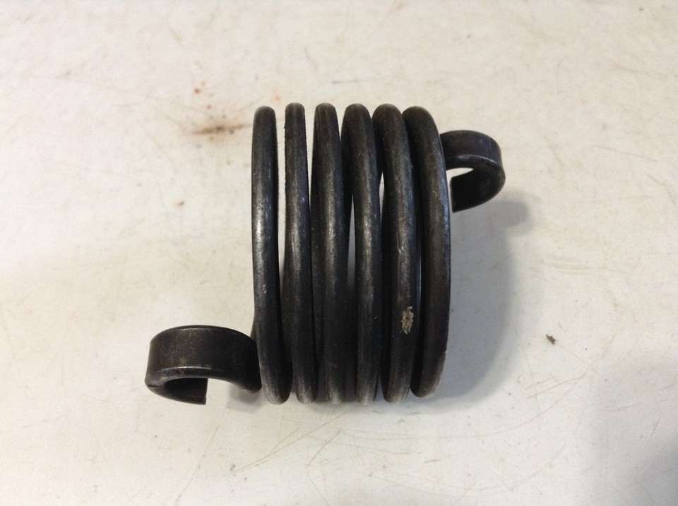 F3136 - A New Starter Drive Bendix Spring For An IHC D2, D15 Trucks ...