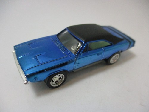 Johnny Lightning Pull Back w/Slot Car Body 1969 DODGE CHARGER (Candy ...