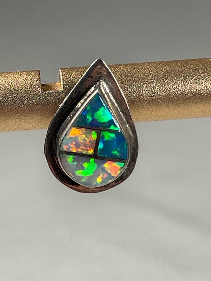 MD SIGNED STERLING SILVER FIRE OPAL INLAY TEARDROP EA… - Gem