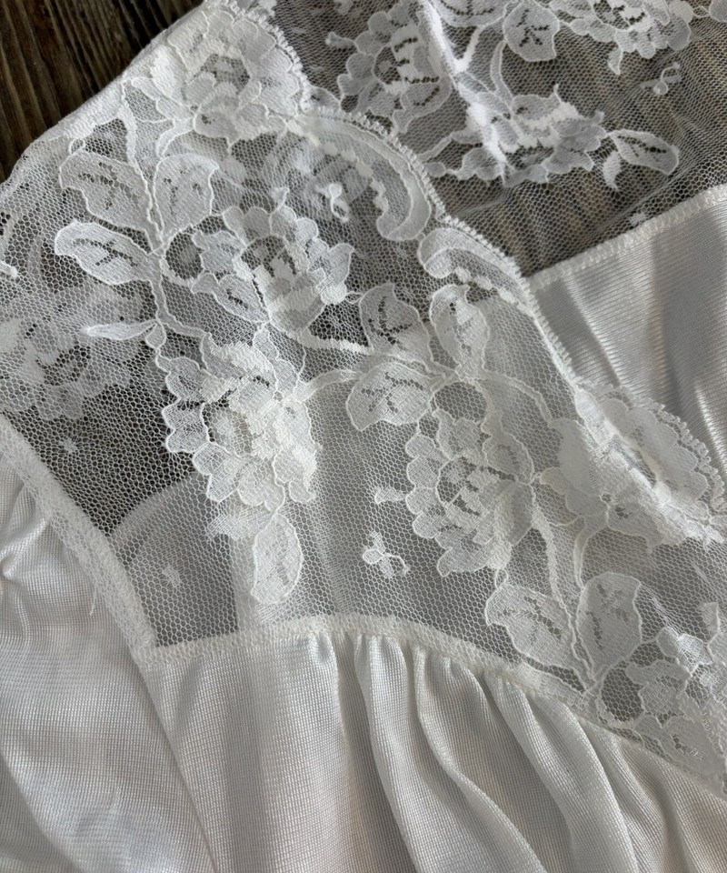 Vtg Sears Bathrobe Womens Med Silky Lace Negligee Boudoir Intimates Off ...
