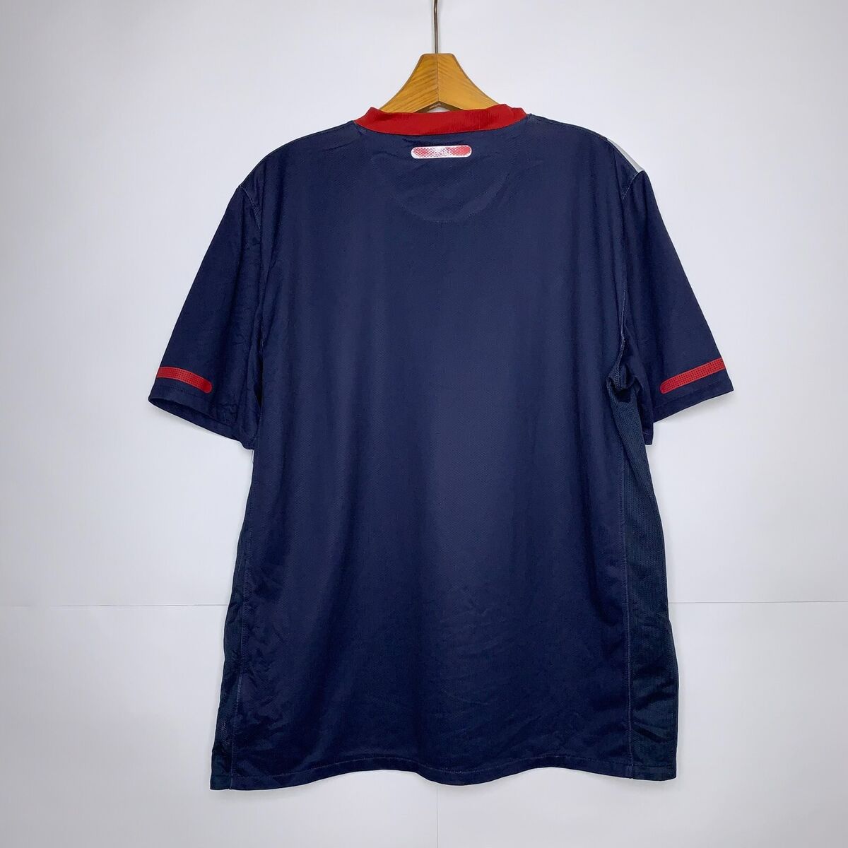 USA 2010 2011 AWAY FOOTBALL SHIRT SOCCER JERSEY NIKE 369253 USA 2010 2011 AWAY FOOTBALL SHIRT SOCCER JERSEY NIKE 369253