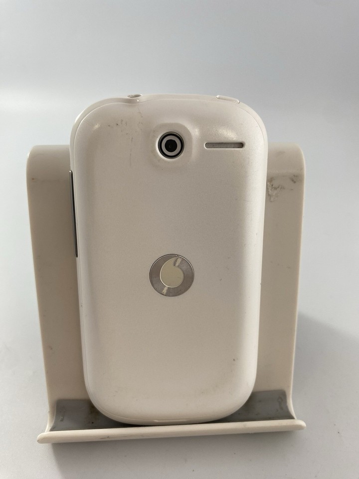 Vodafone 858 Smart White Vodafone Network 150MB 2.8" 2MP Android ...