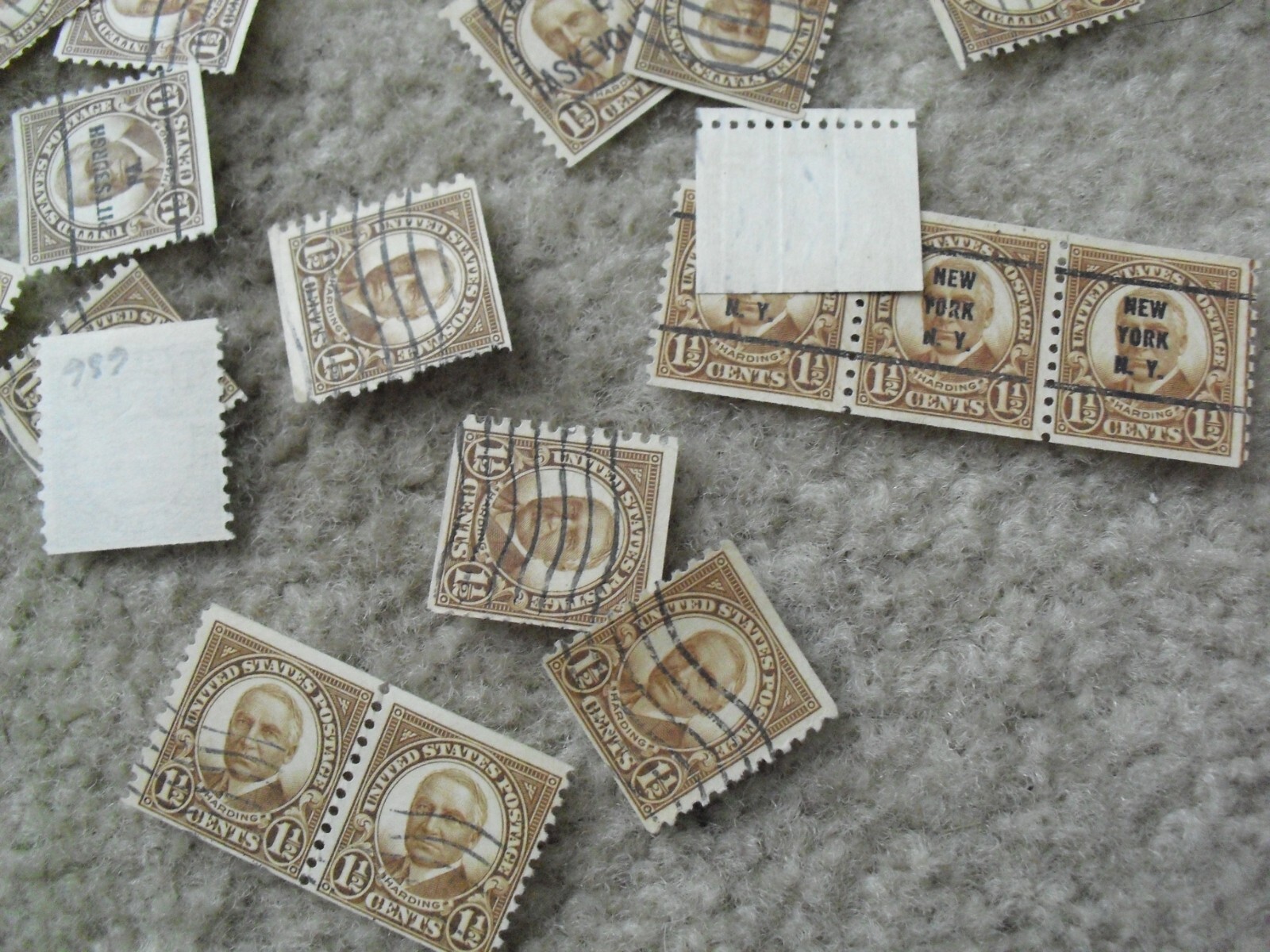 Large Lot of Vintage US 1 1/2 Cent Harding Stamps #686 | eBay