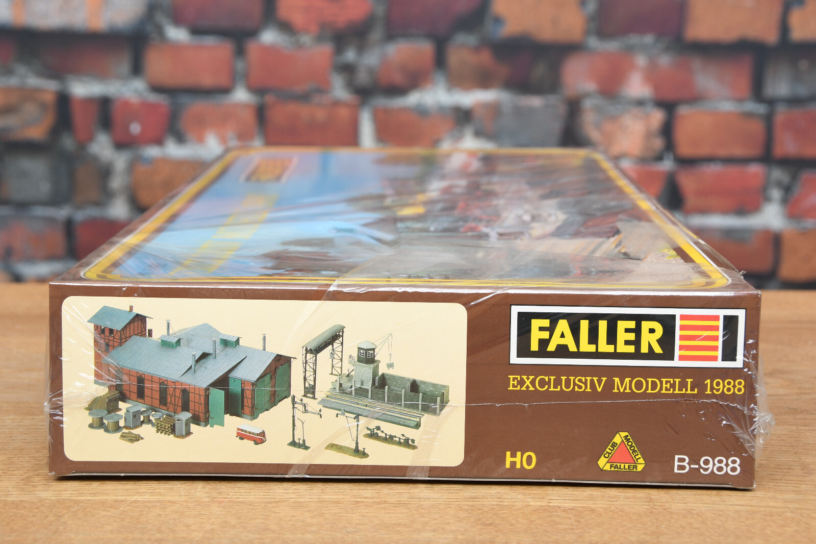 FALLER B-988 H0 Bahnbetriebswerk Exclusiv Modell 1988 Bausatz OVP NEU 1 ...