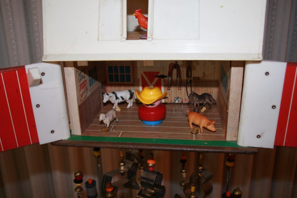 Nostalgic Vtg Farm Wind Chime Barn Toys Animals Fisher Price Farmer ...