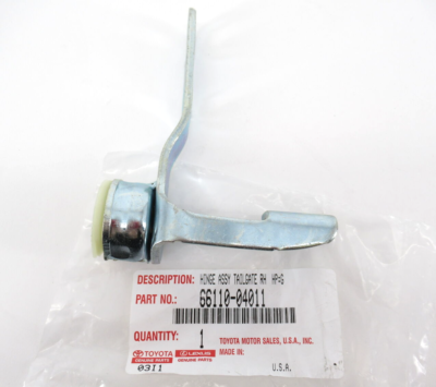 Genuine Oem Toyota 66110-04011 пассажирский Rh задний борт петля Assy ...