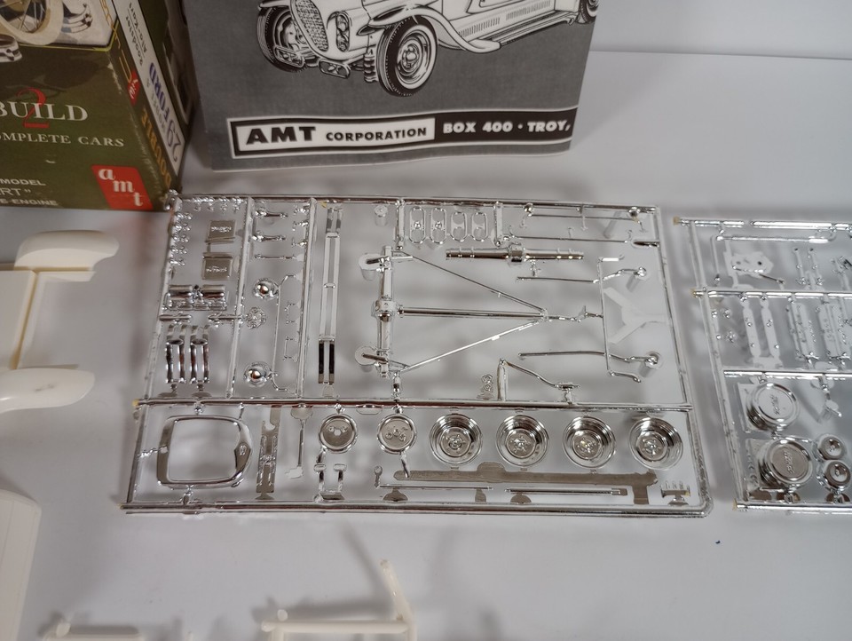 29 Ford Model A Double Customizing AMT 1:25 Model Kit T-129 Parts Lot ...