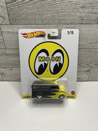 Hot Wheels Premium Moon ‘2023 Dairy Delivery Truck / Real Rubber Tires ...