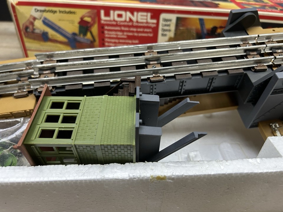 Vintage Lionel Trains No. 2317 O Scale Operating Drawbridge | eBay