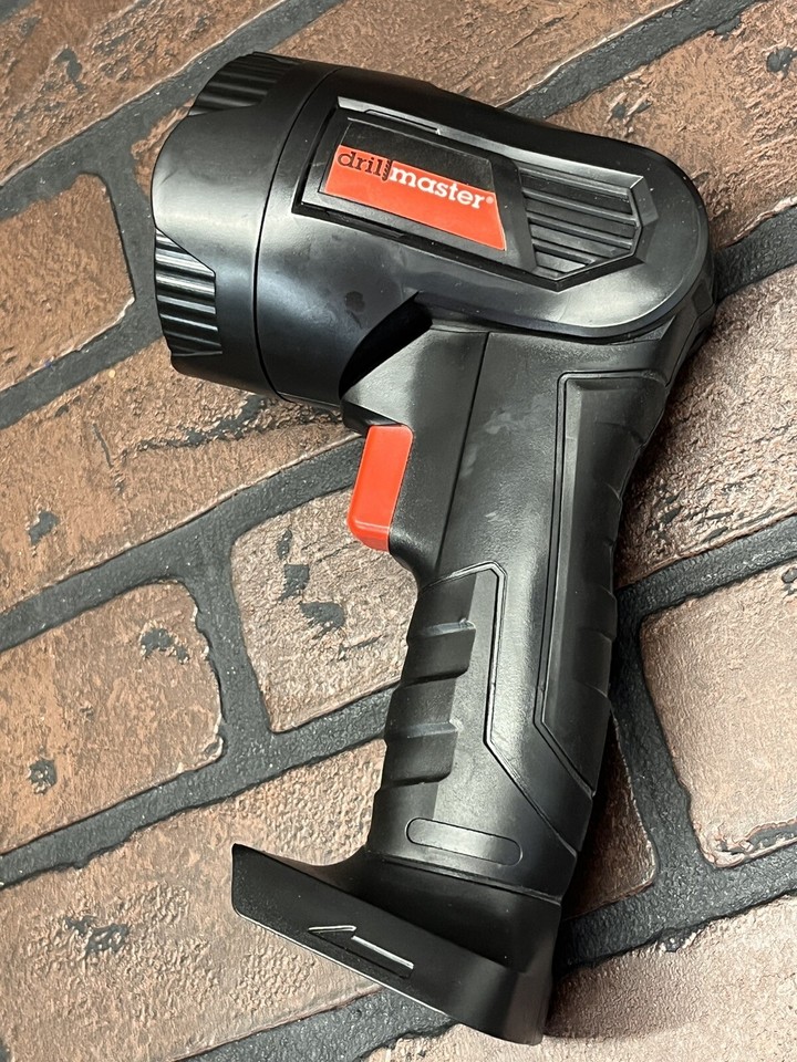 Drill Master 62872 18V Flashlight Work Light and 18V Drill Combo Bare ...