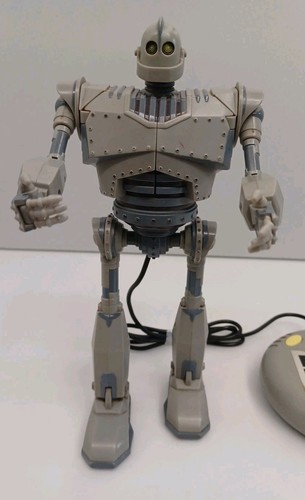 The Iron Giant Remote Control Action Figure 1999 Warner Bros. No ...