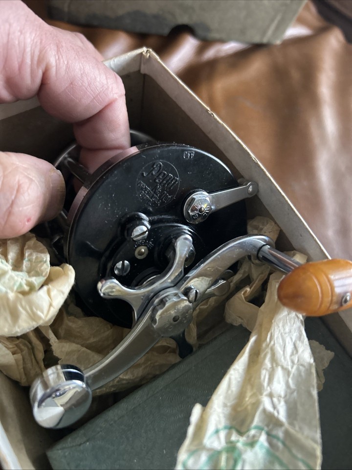 NEW Vintage Penn Surfmaster No. 100 Conventional Reel w Box and spare ...