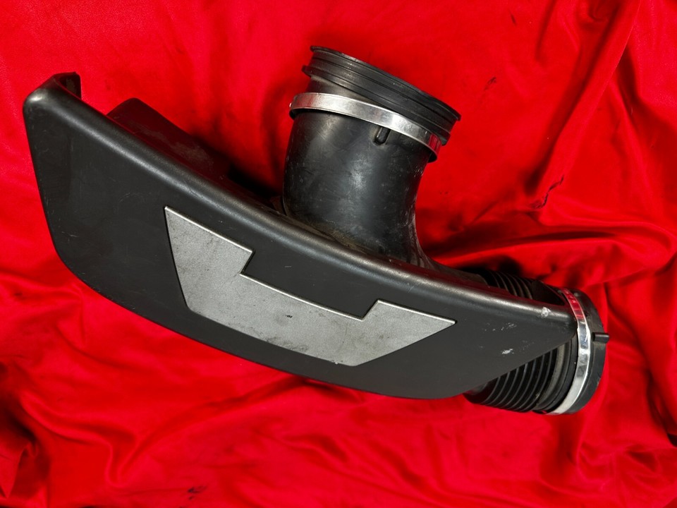 06-10 BMW E60 E63 E64 550 650 N62 V8 Engine Air Intake Rubber Boot Pipe ...