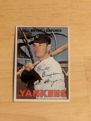 BILL BRYAN SIGNED AUTOGRAPHED 1967 TOPPS CARD # 601 NEW YORK YANKEES ...