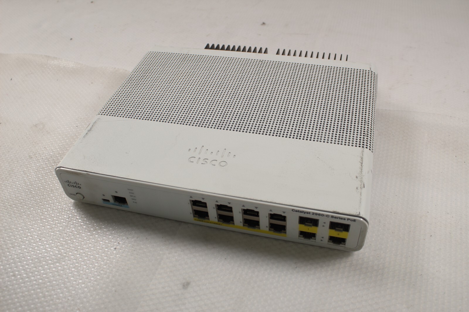 CISCO 2960-C Series PoE WS-C2960C-8PC-L V04 8-Port Ethernet Network ...