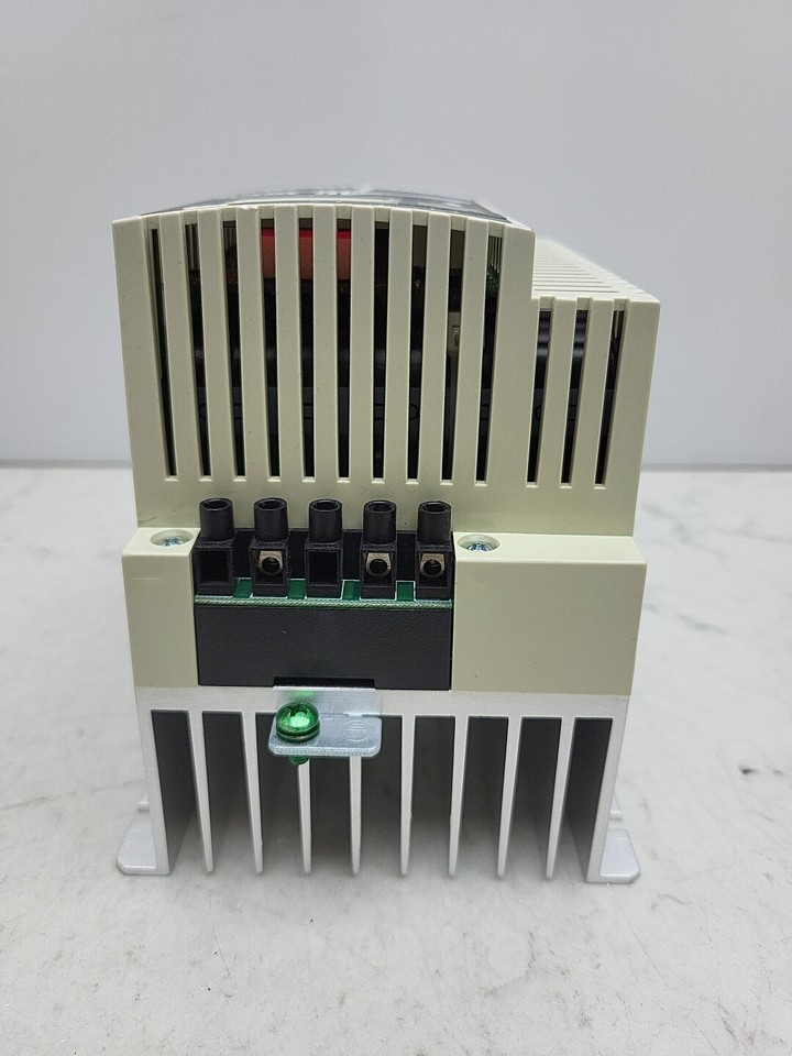 Lenze SF110S Variable Frequency Drive Ac Tech Scf Series 1 Hp 0.75 kW ...