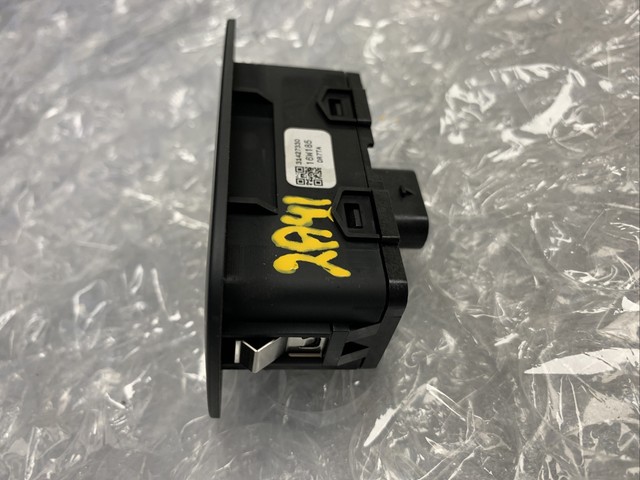 VOLVO S90 MK2 Rear Tailgate Close Lock Switch Buttons 31427330 2017 for ...