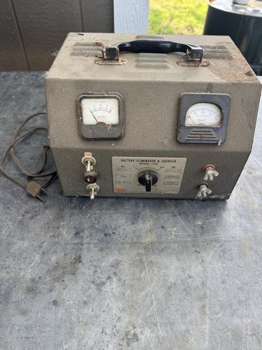 Vintage EICO Model 1050 Battery Eliminator & Charger DC Power Supply ...