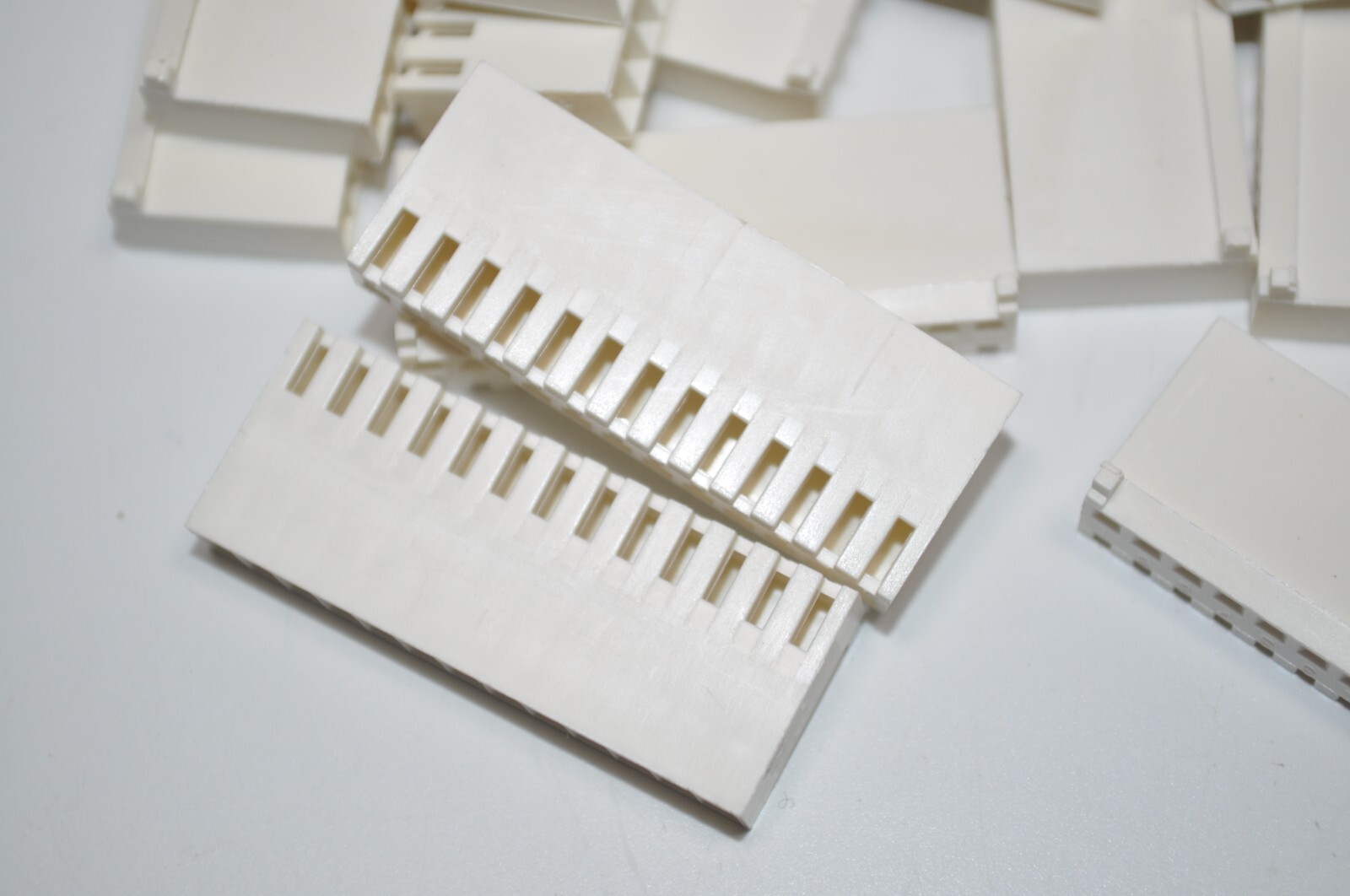 Lot of 20 AMP TE 13 position Rectangular Connectors Housings Part# 1 ...