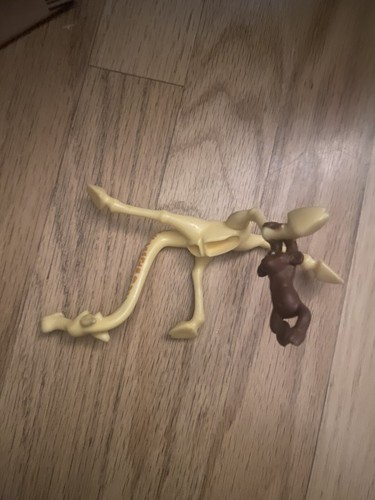 2012 McDonalds Madagascar 3 - Melman the Giraffe - Happy Meal Action ...