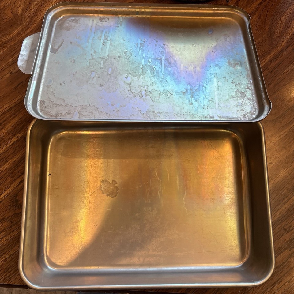 Vintage Mirro 13 x 9 Aluminum Cake Pan with Snap On Lid Baking | eBay