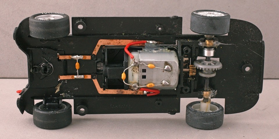 Used 1:32 SCX Morgan Aero 8 slot car #63150 i n good running conditions ...