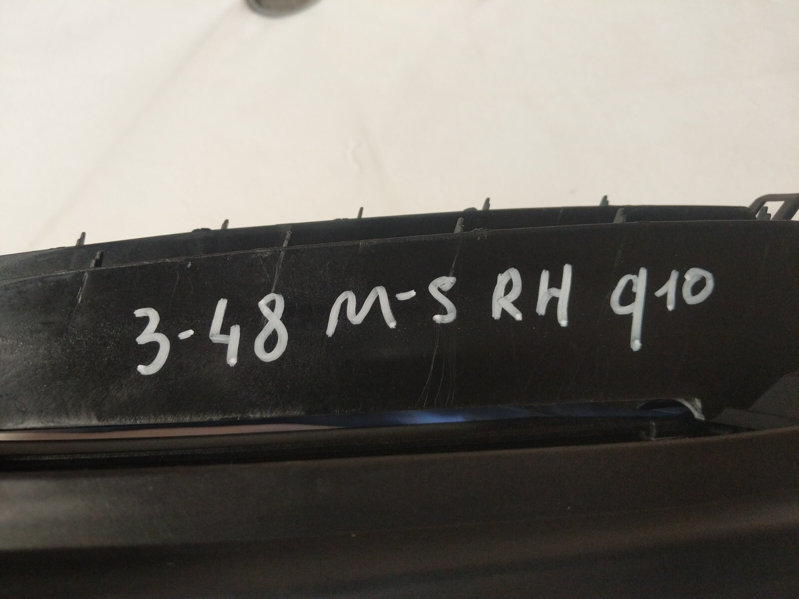 OEM 2016 - 2020 Tesla Model S Front Right Active Louvre Air Shutter ...