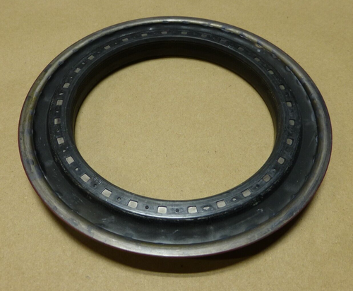 M939 Hub Seal PN 4591SCR 5330-01-271-9410 GMT900 939A2 2.5 TON A-1205-Z ...