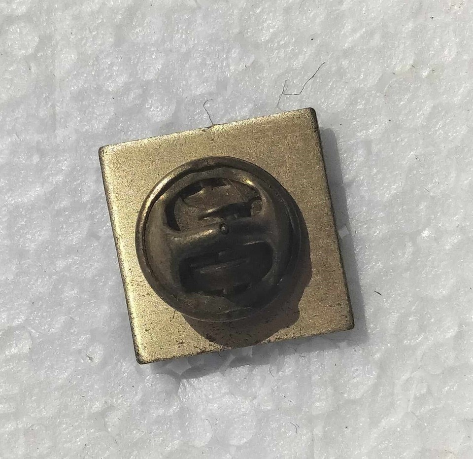 Playstation PS1 PSX Vintage Pin Badge | eBay