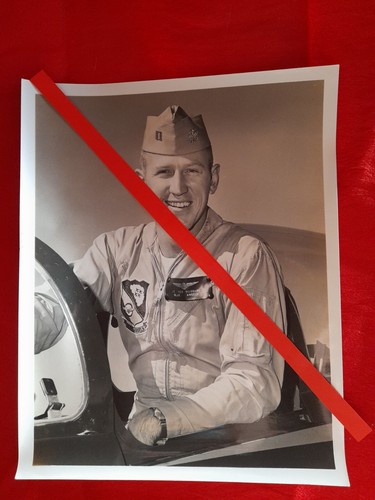 LIEUTENANT CLARENCE "RED" HUBBARD ,USN , 30 ,aviator militaire -photo ...
